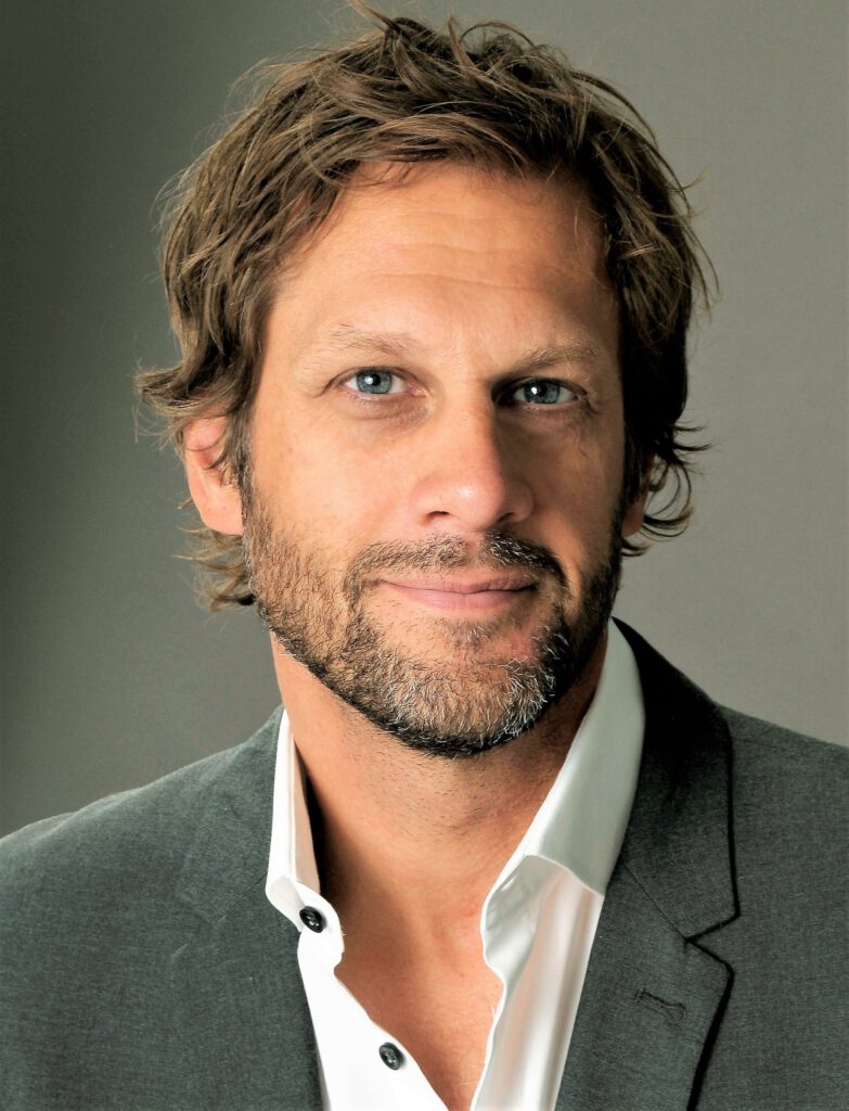 Mission | ComUniqueAid - Strategielabor für progressive Initiativen und ...